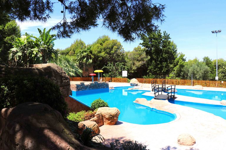 Water Parks and Public Pools Around Valencia And Castellon